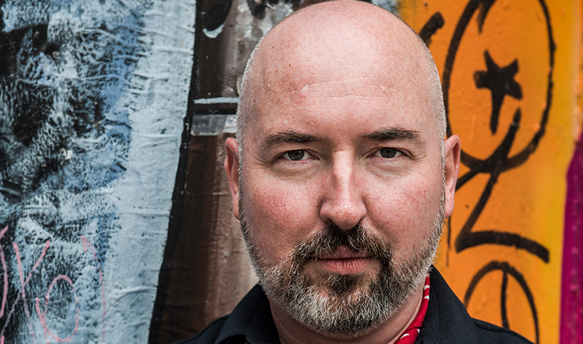 Stuart, Douglas | forfatterweb